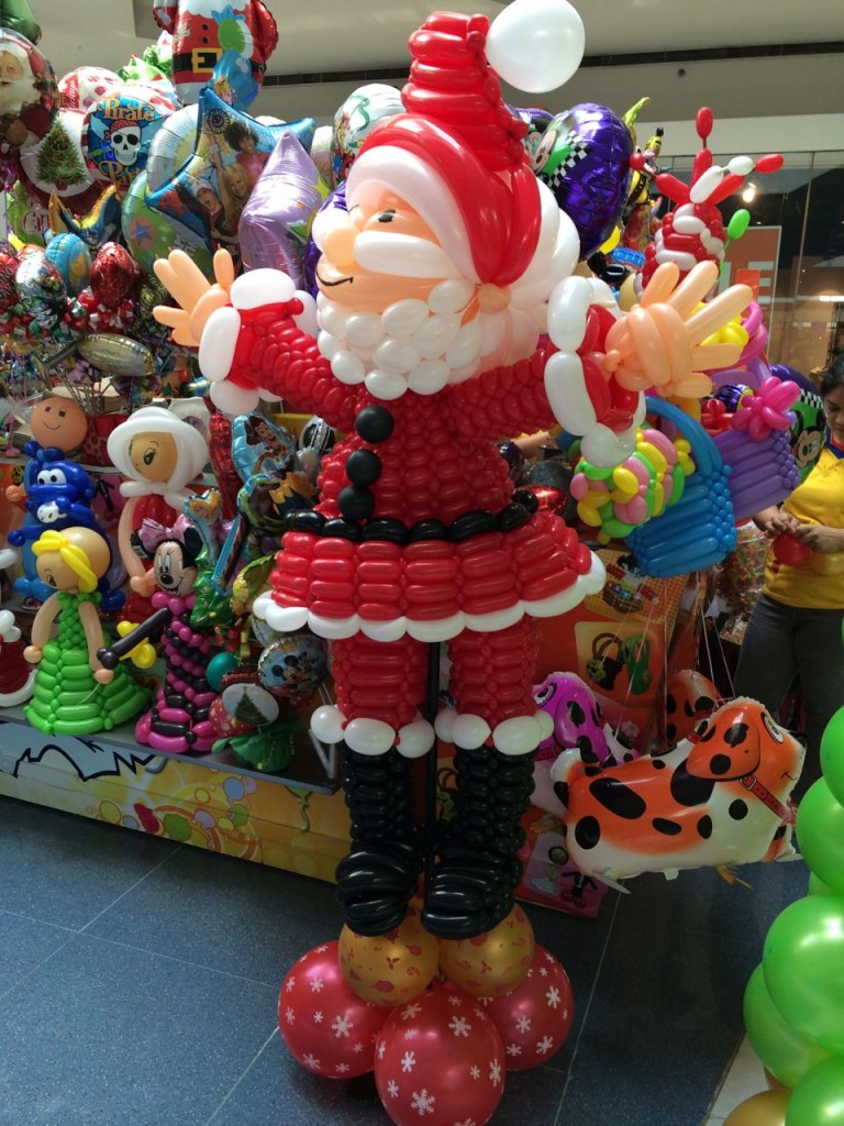 Selling balloons with a great display | Australian Newsagency Blog